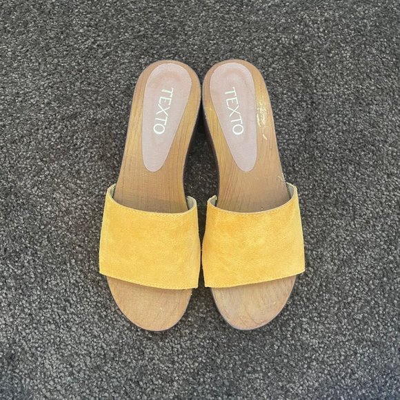 Texto | Shoes | Texto Clog Sandals With Suede And Wood Size 65 | Poshmark